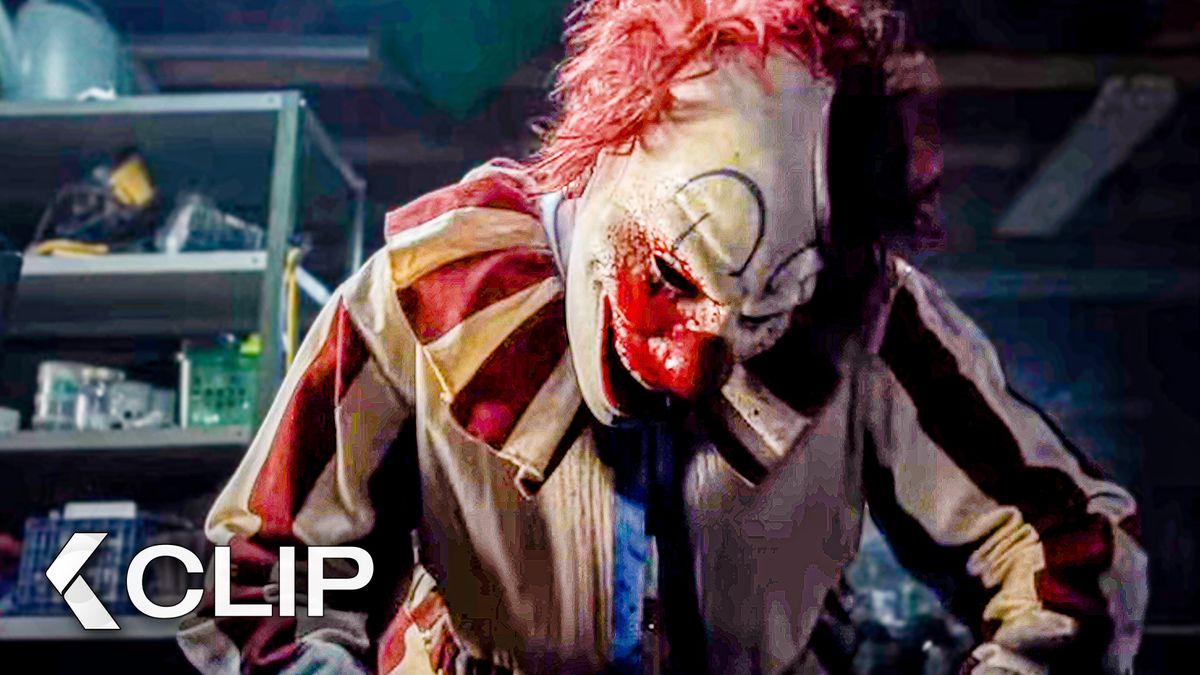 Bench Press Kill - CLOWN IN A CORNFIELD Clip | KinoCheck